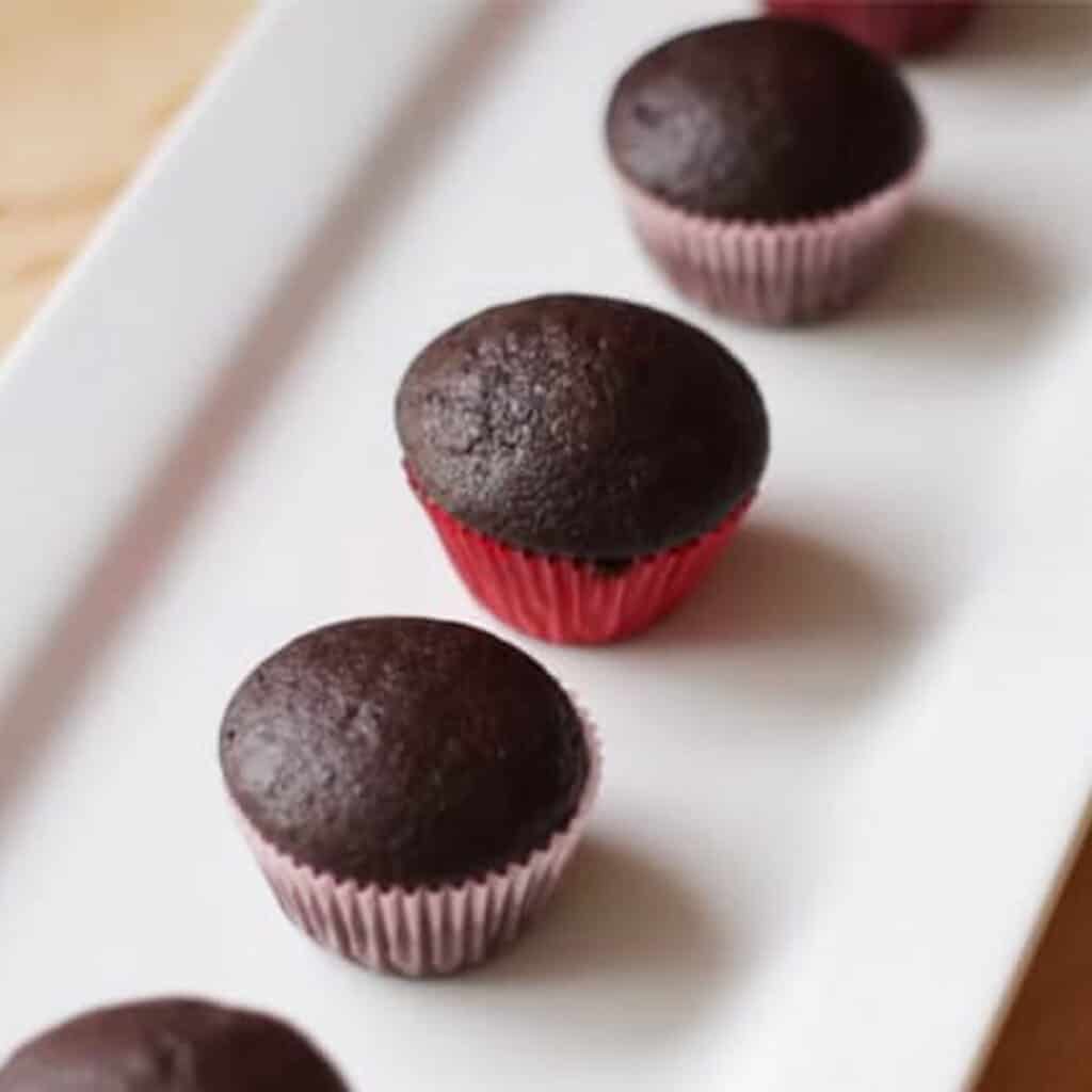 Delicious and Easy Mini Chocolate Cupcakes