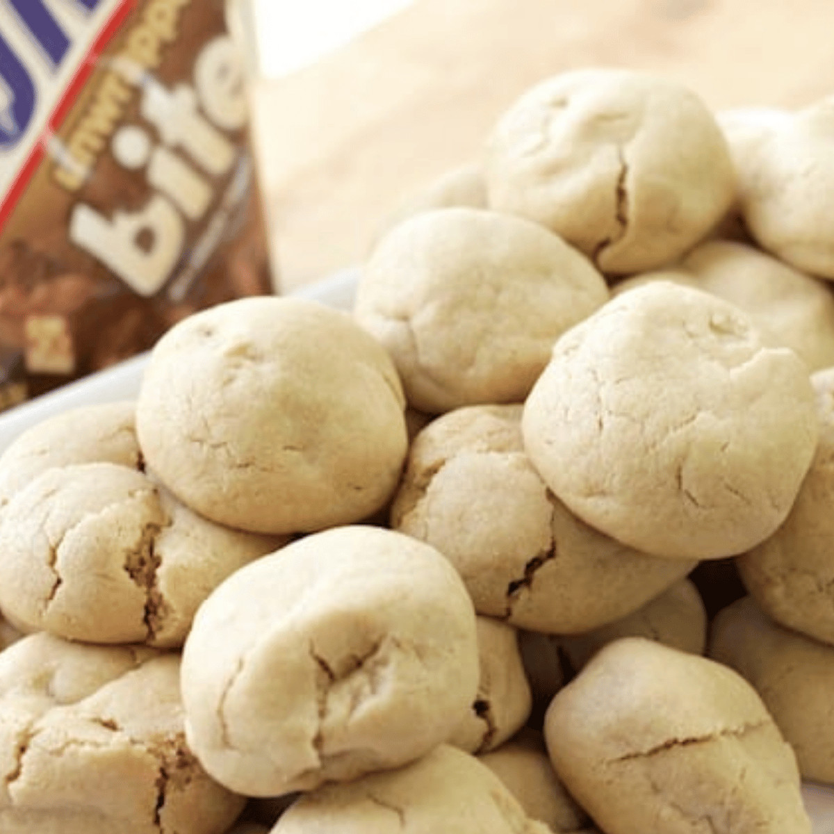 Snicker Stuffed Cookies
